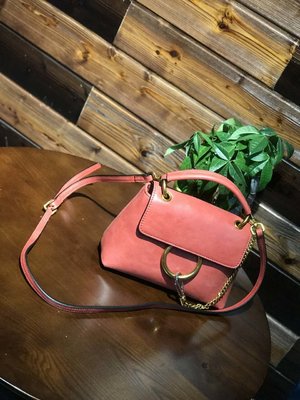 2018 trendy design original manufacturer  first layer leather vitage hot sale lady handbag
