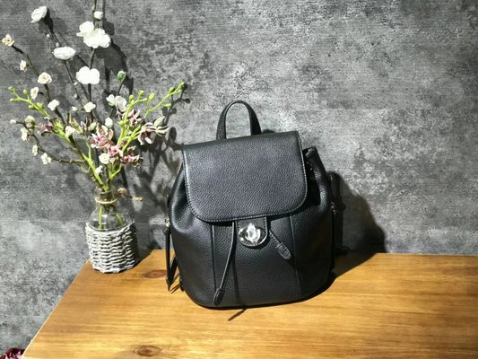 2018 hot sale original manufacturer first layer leather classical lady backpack