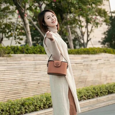 2018 hot sale fashion design top layer leather elegant lady handbag