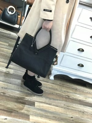 2018 hot sale good quality  top layer leather trendy design lady handbag