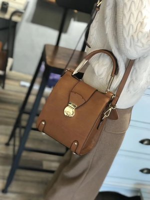2018 hot sale good quality  trendy design leather shoulder bag