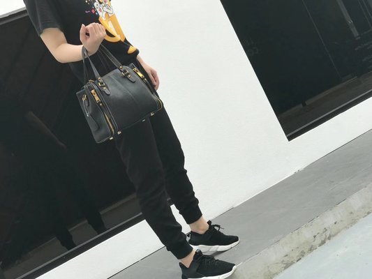 2018 hot sale trendy designed original manufacturer leather lady handbag