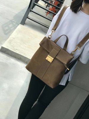 2018 trendy designed original manufacturer high quality pure leather lady backpack