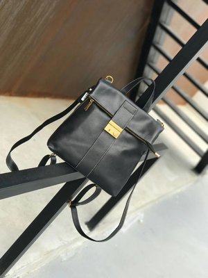 2018 trendy designed original manufacturer high quality pure leather lady backpack