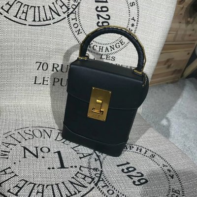 2018 trendy designed original manufacturer high quality pure leather lady shoulder bag