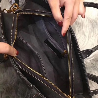 2018 newest design original manufacturer lady tassel leather handbag