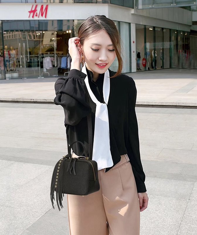 2018 chinese original manufacturer fashion high quality first layer cow leather lady lovely  tassel handbag