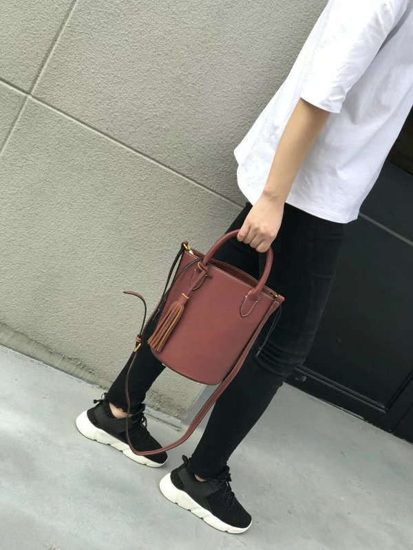 2018 trendy designed original manufacturer high quality small lady pure leather handbag