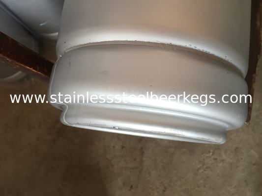 20L US beer keg stacakable, with  spears