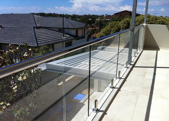 Stainless Steel Glass Railing Systems For Outdoor Deck Use Stainless Steel Spigots