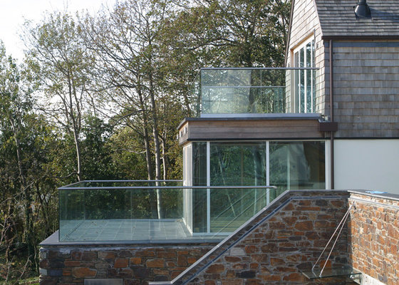 Outdoor Frameless Glass Railing DIY Installation Glass Balustrade Design