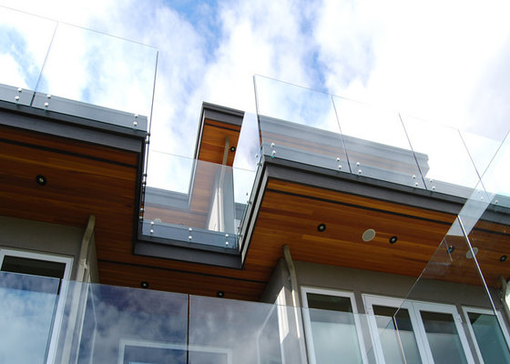 Outdoor Tempered Glass Railing Design Glass Buttom Balustrade For Deck