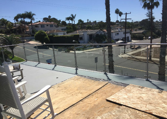 Exterior Frosted Stainless Steel Glass Railing With Round Post Outdoor Steel Railing