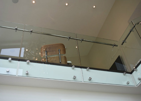 Modern Glass Balcony Railing Interior Tempered Glass Balcony Railing System