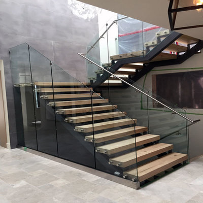 Modern Design Steel Beam Stringer Open Riser Staircase
