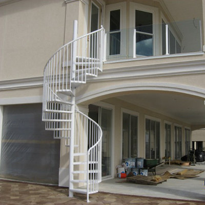 Carbon Steel Tread Custom Spiral Staircase /Outdoor Metal Spiral Staircase