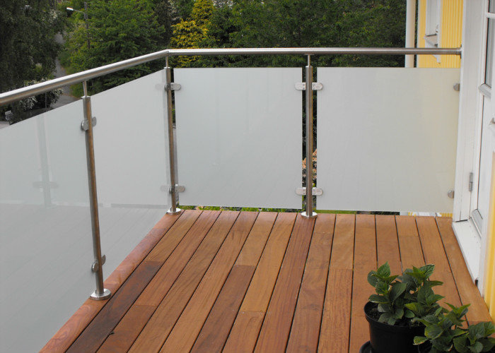 Exterior Frosted Stainless Steel Glass Railing With Round Post Outdoor Steel Railing