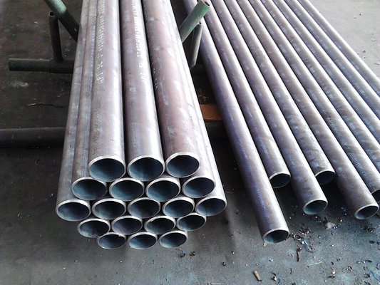 Black Painted Carbon Steel Seamless Pipe ASTM GB A53 A106 , Cold Drawn / Hot Rolled