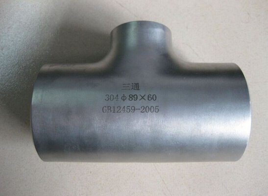Galvanized Seamless Stainless Steel Pipe Fittings DIN 2615 API Equal Tee / Reducing Tee