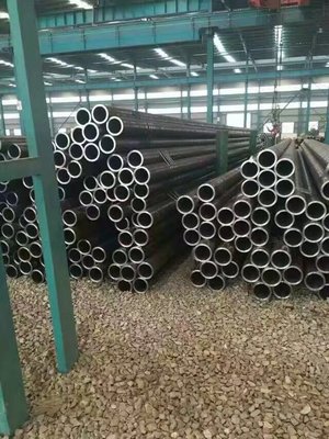 Black Surface Carbon Steel Seamless Tube ASTM A53GR.B Structural Steel Pipe