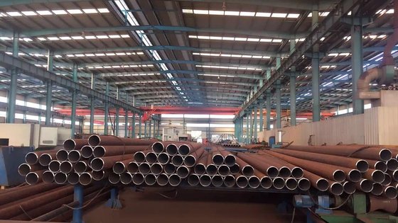 GB 3087 A106 Black Carbon Steel Seamless Pipe / Tube For Fluid Transport