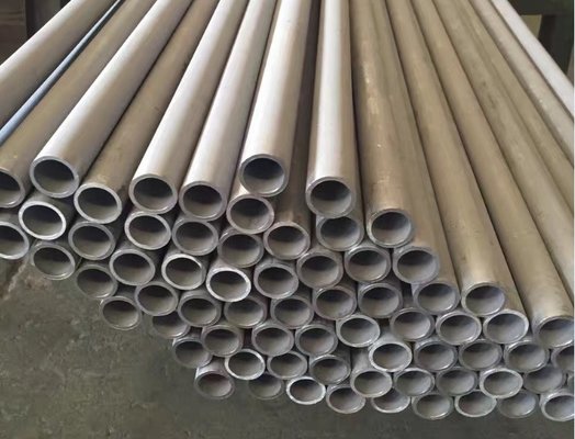 Fixed Length Stainless Steel Seamless Pipe Pickling High Nickel 304L Ni 10.5%