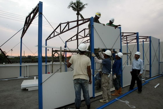 Low Cost Prefabricated Accommodation , Office K Or T Modular House