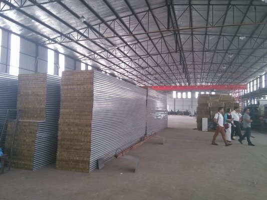 White Insulated Sandwich Panels , Fireproof Rock Wool Sandwich Panel