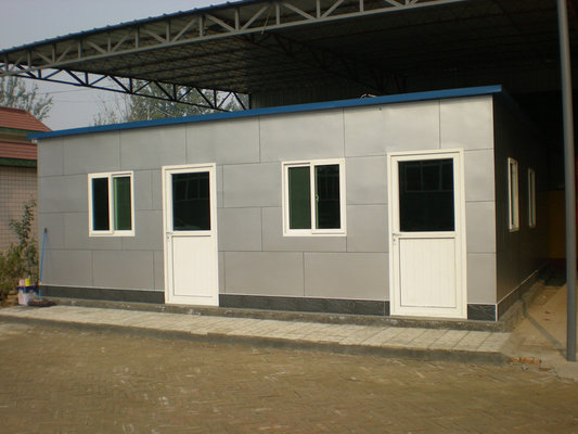 Prefabricated Light Steel Structure House , Pre Engineered Metal Buildings