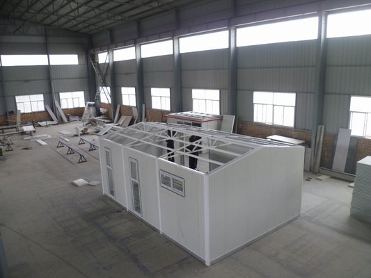 Prefabricated Light Steel Structure House , Pre Engineered Metal Buildings