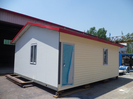 Prefabricated Light Steel Structure House , Pre Engineered Metal Buildings