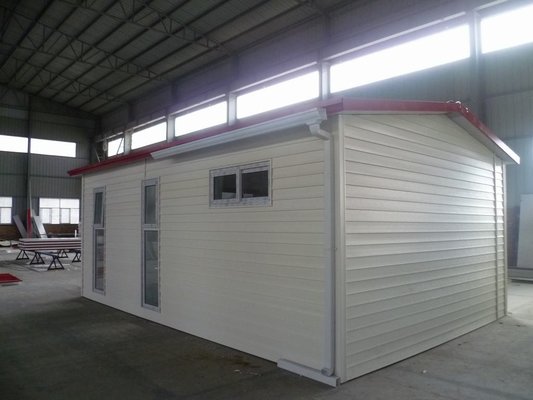 Durable Reusable Prefabricated House Anti-Rust With Color And Veranda Option