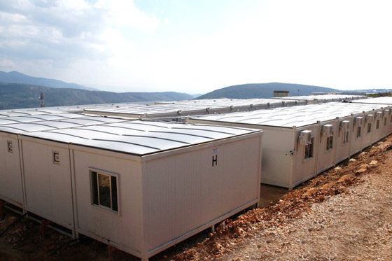 Combined Folding Container House Kits Easy To Move And Completed Lifting