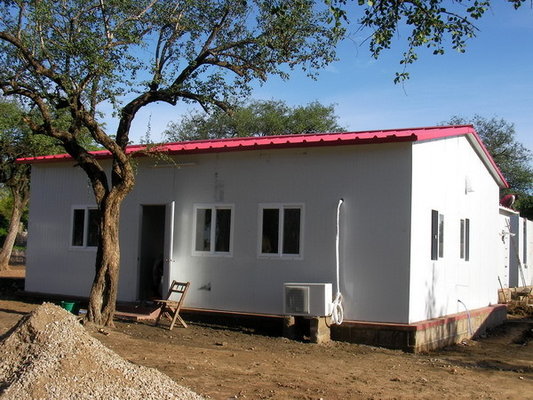 Comfortable Prefab Light Steel Structure Villa For Temporary Living Housing