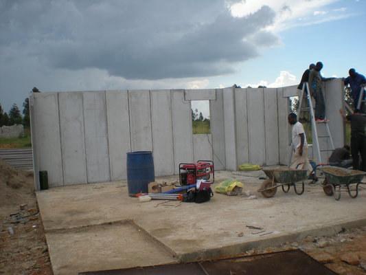 Light Weight Concrete Prefabricated House , Concrete Permanent Family Homes