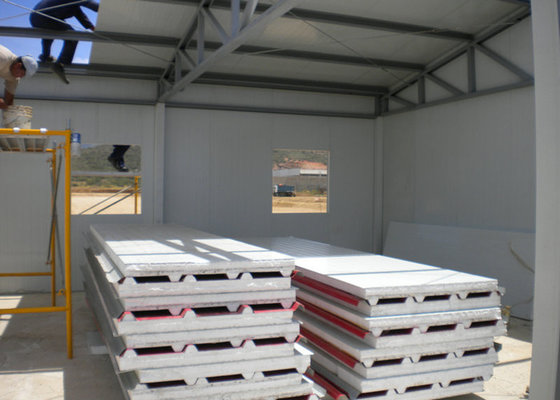 Custom Windproof Light Steel Structure House / Prefabricated Steel Garages