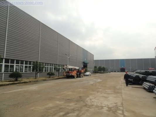 Prefab House Earthquake Proof Light Industrial Steel Buildings With Q235, Q345