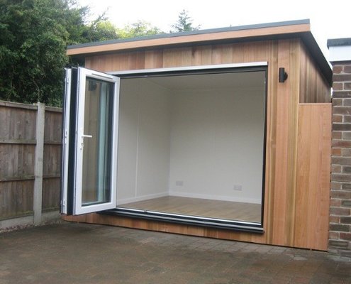 Waterproof Prefabricated Garden Studio / Garden Storage Room Original Wood Color