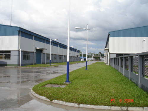 PEB Metal Buildings For Glass & Tube Factory Total 837 Tons