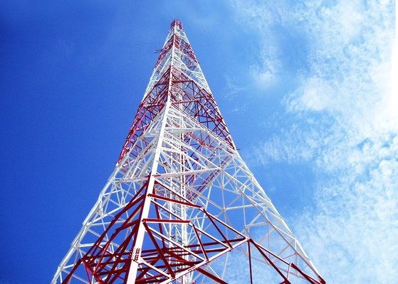 Smooth Surface Outside Antenna Tower , ASTM 80m Metal Antenna Tower supplier