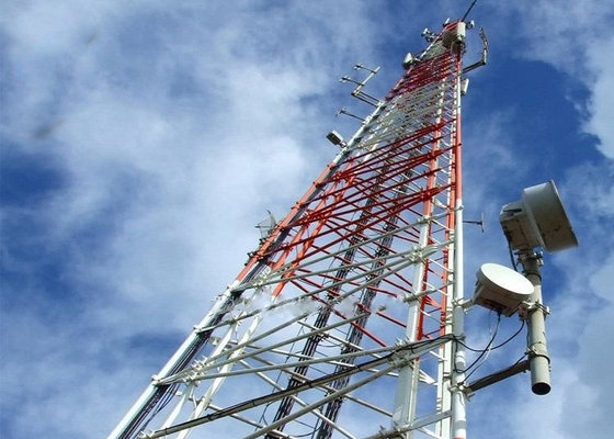 Power Cable Silver Electric Transmission Tower , Painted Tubular Antenna Tower supplier