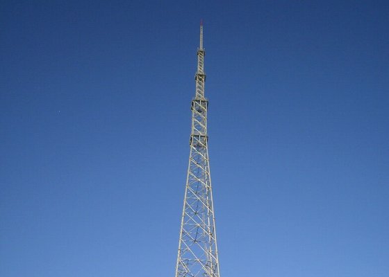 Durable TV Antenna Tower 70m Height With 4.8S / 6.8S / 8.8S Connecting Bolts supplier