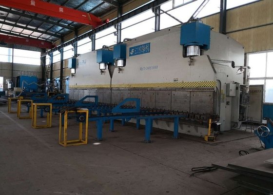 5m - 180m Outdoor Tv Tower , 5 - 180 KM / H Pressure Tv Antenna Mast Tower supplier