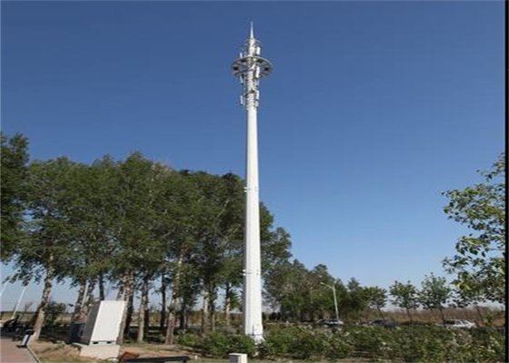 3 / 4 Leg Metal Antenna Tower , High Speed 150 Meters Digital Antenna Towers supplier
