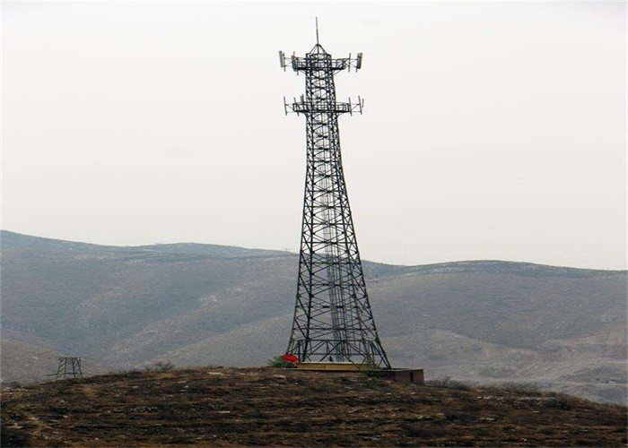 Durable Metal Mobile Telecom Tower High Tensile Strength 20m - 180m Height supplier
