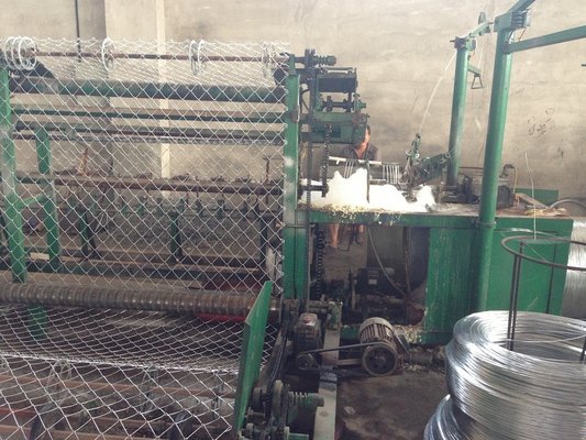 Chain Link Fence Galvanized Iron Wire Mesh Stainless Steel Knuckly Twist Type supplier