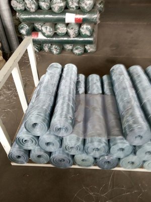 Passivation Galvanized square mesh(Both edges be salvaged) supplier
