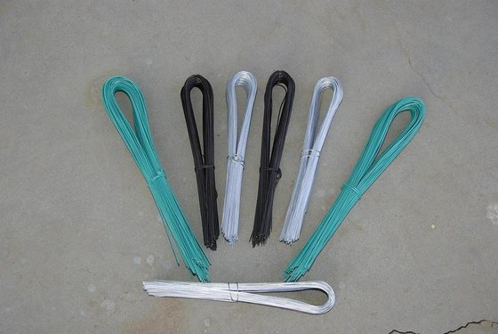 U Type PVC Coated Galvanized Wire , Dia 1.2mm / 1.4mm Galvanized Iron Wire supplier