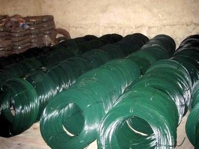 PVC Coated Galvanized Wire For Freeways / Tennis Courts , 0.8mm / 1mm Core Wire Dia supplier