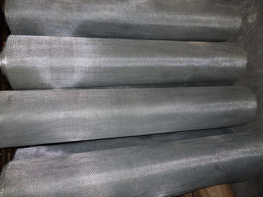 Custom Construction Hot - Dipped Galvanized Square Wire Mesh 4-30 Mesh supplier